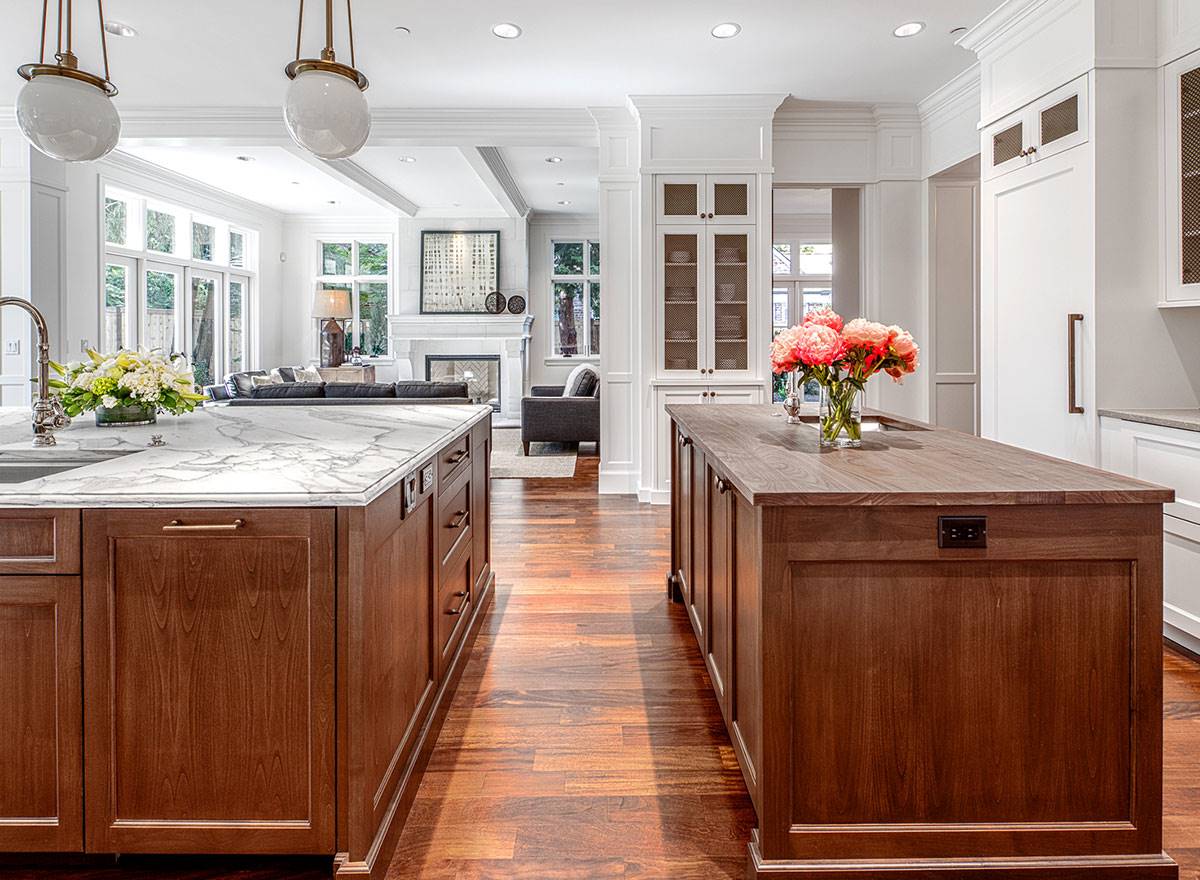 two-story luxury traditional house plan - 1631