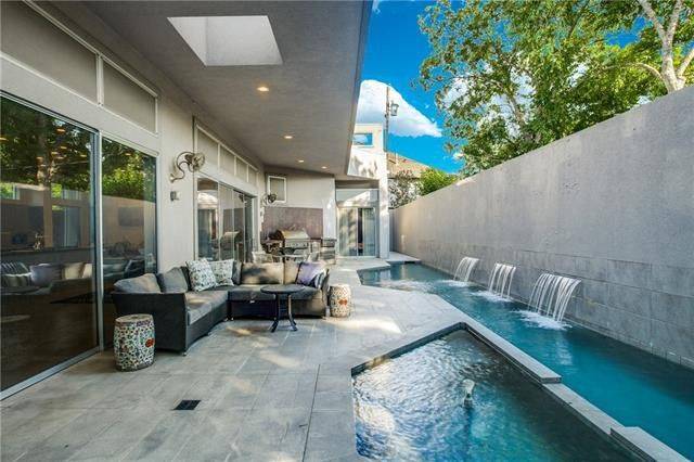 Montpellier House Plan 9500 - Narrow Lot Modern & Contemporary Design ...