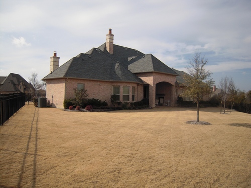 One-story castle plan with huge master bath - 4861