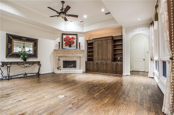 Luxurious mansion with deluxe ceilings - 4831