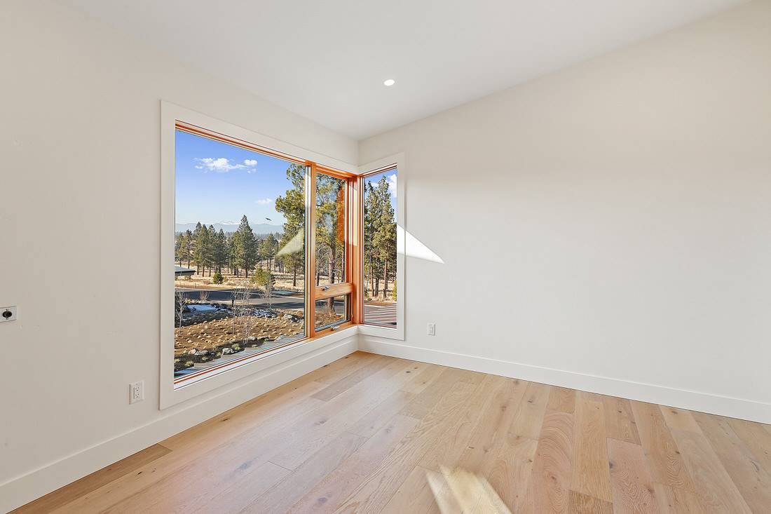 Luxury Contemporary Style House Plan 8598: Shiner Rock - 8598