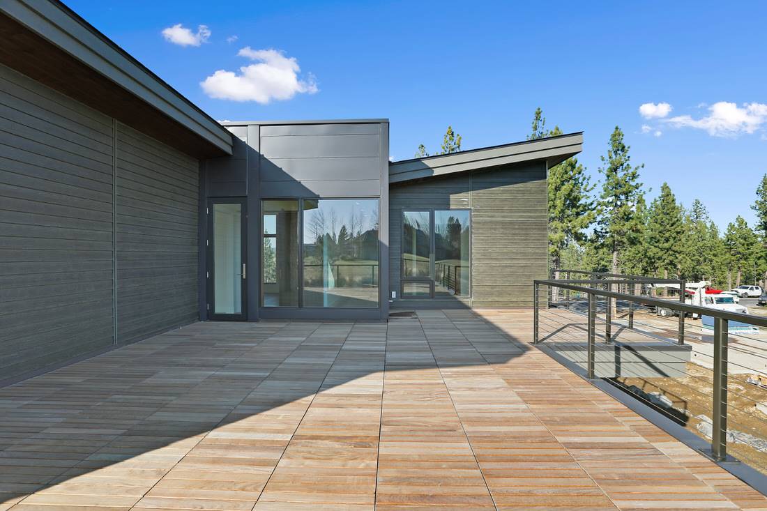 Luxury Contemporary Style House Plan 8598: Shiner Rock - 8598