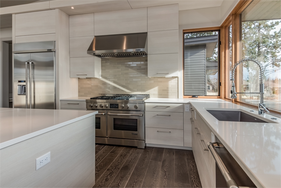 Ultra Modern H-Shaped House Plan - 3072