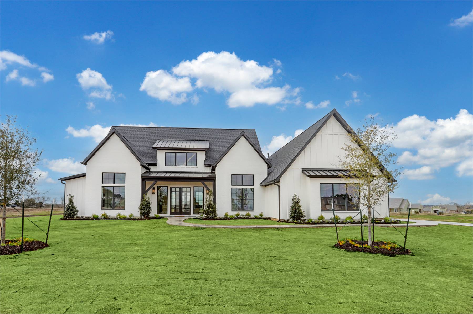 Inverness 4 Bedroom Modern Farmhouse Style House Plan 8072 - 8072