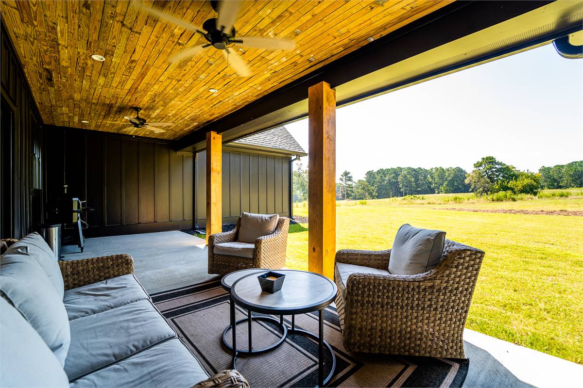 Walden Fabulous Exclusive 2,188 sqft, 3 bedroom 2.5 bathroom Farmhouse ...