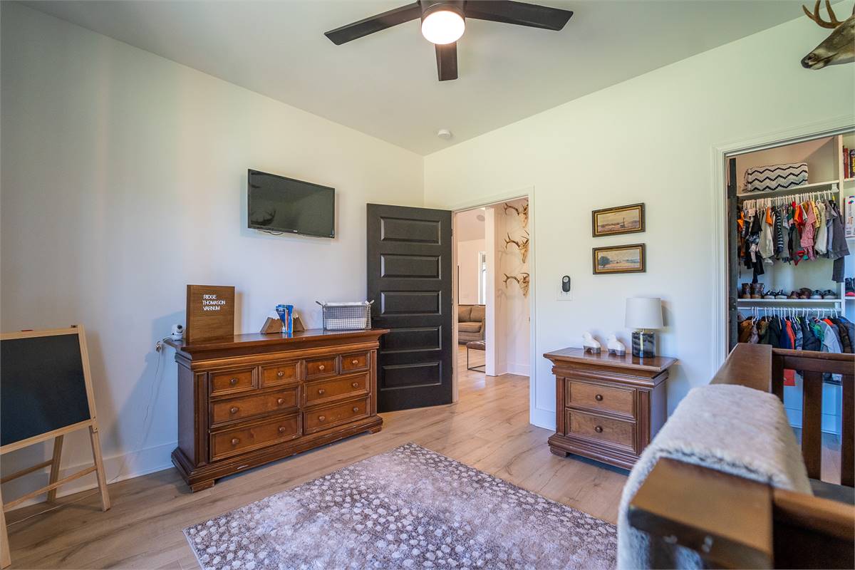 Walden Fabulous Exclusive 2,188 sqft, 3 bedroom 2.5 bathroom Farmhouse ...