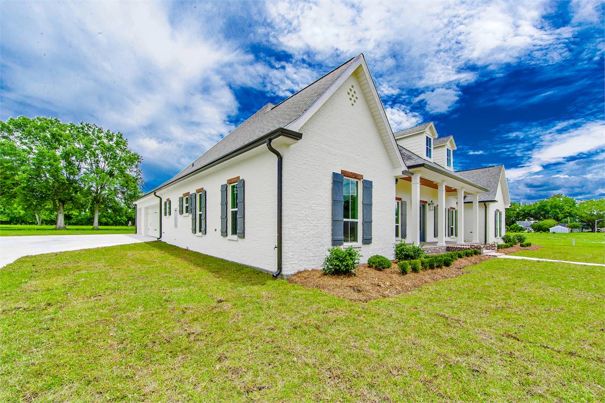 One Story Country Style House Plan 7246: Wildwood - 7246