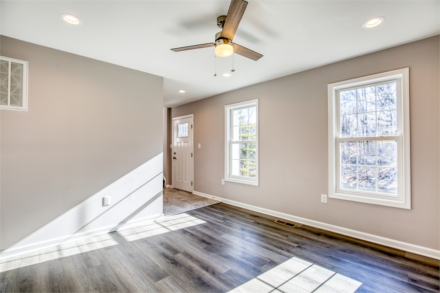 The Columbia 1412 - 3 Bedrooms and 2 Baths | The House Designers - 1412